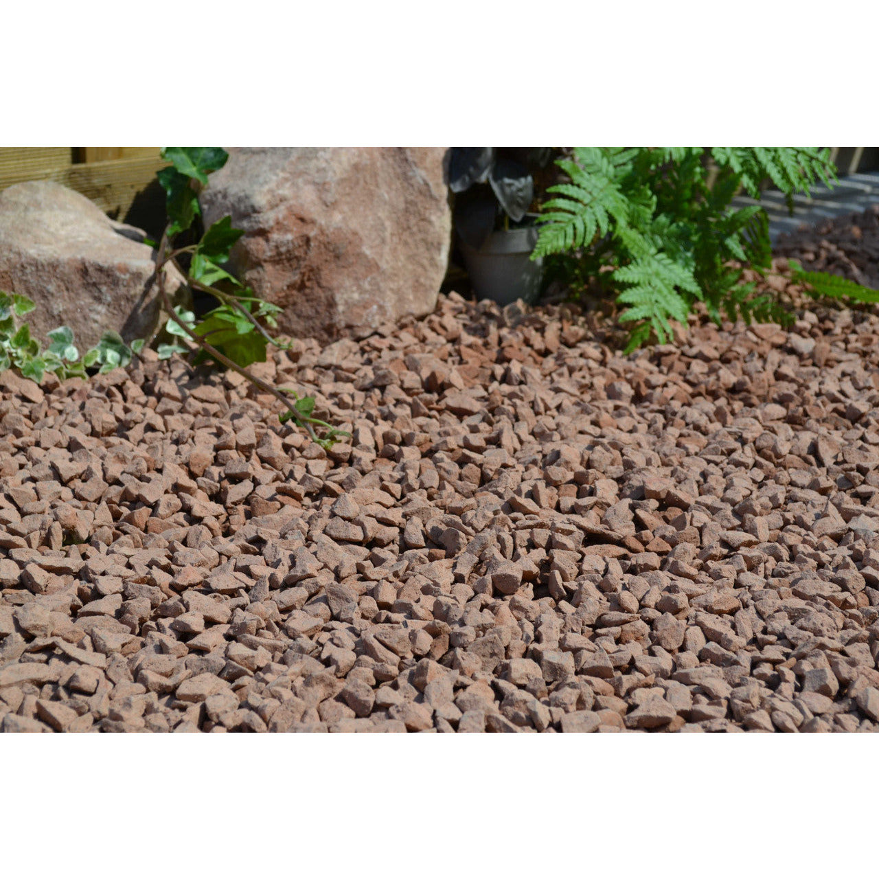 Rose Pink Chippings 20kg Bag Pallet Of 49 Armstrong Cheshire